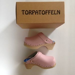 Cape Clogs | Shoes | Swedish Cape Clogs Pink Leather Natural Wood Sole ...